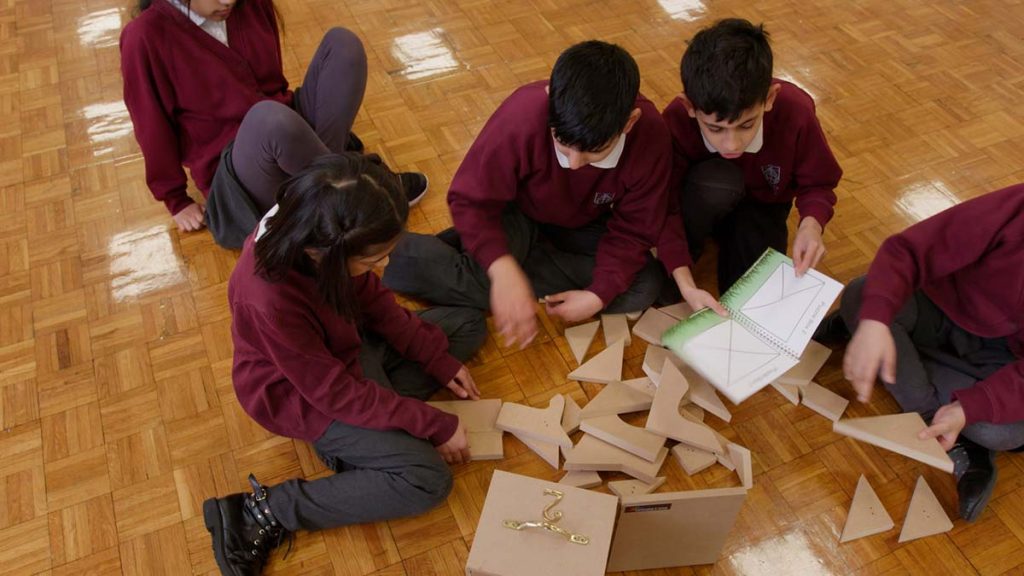 About - Team Building at School